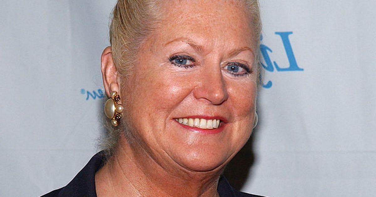 The "Dirty Martini" Nail Trend Is Perfect For Fall - Big World Tale