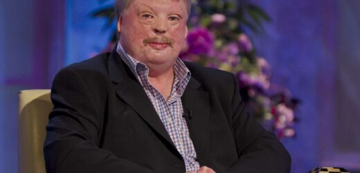 Who is Falklands War survivor Simon Weston and what happened to him ...
