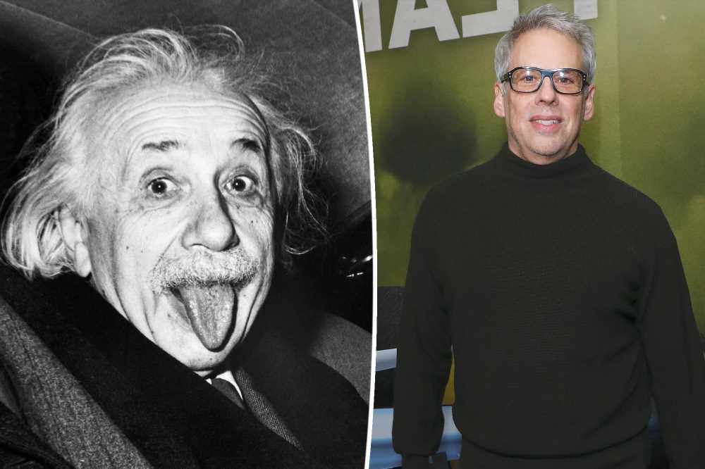 Russian missile strike flattens Ukrainian tower block killing 5 ...